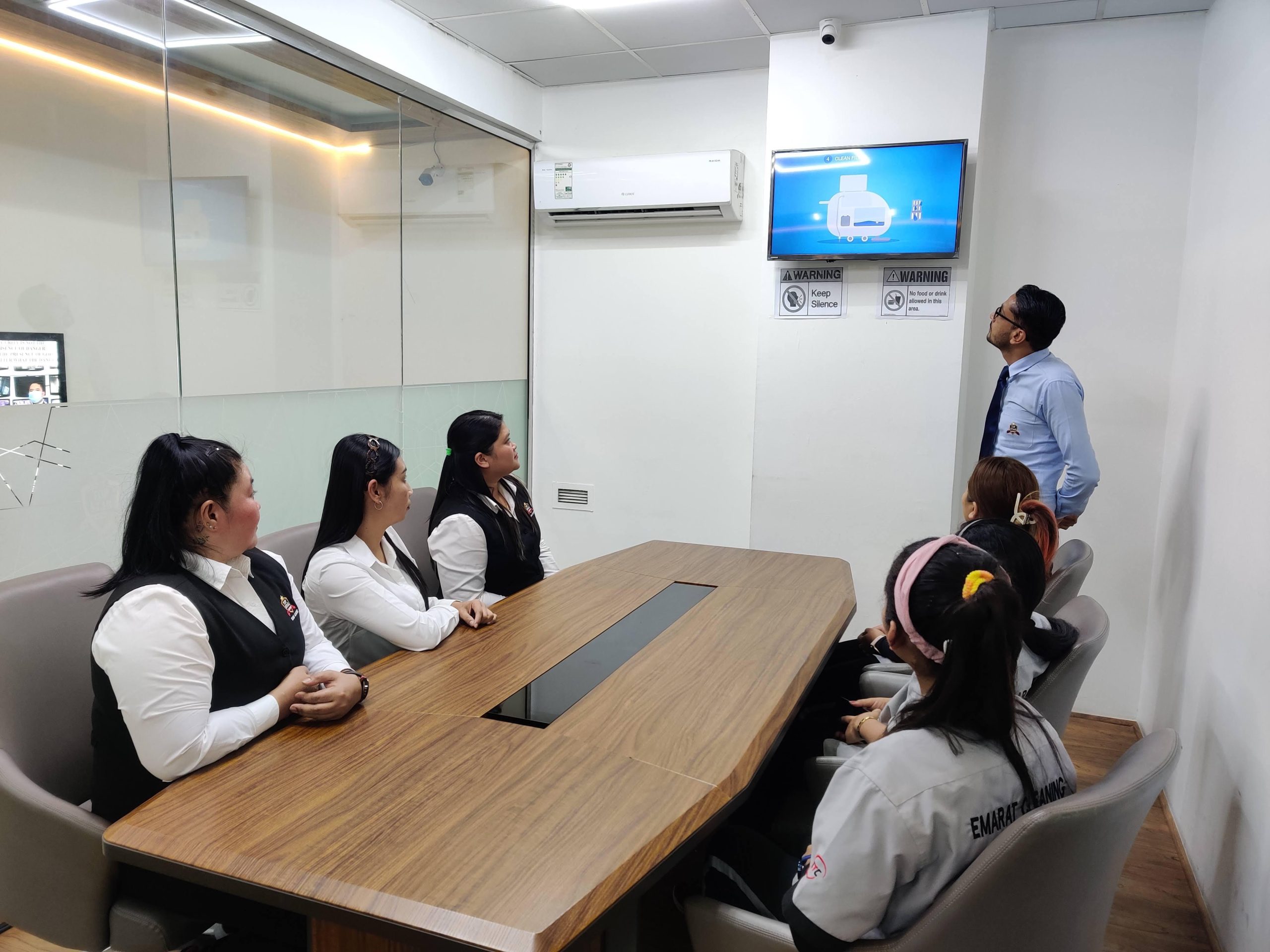 Photo Gallery - Top Star