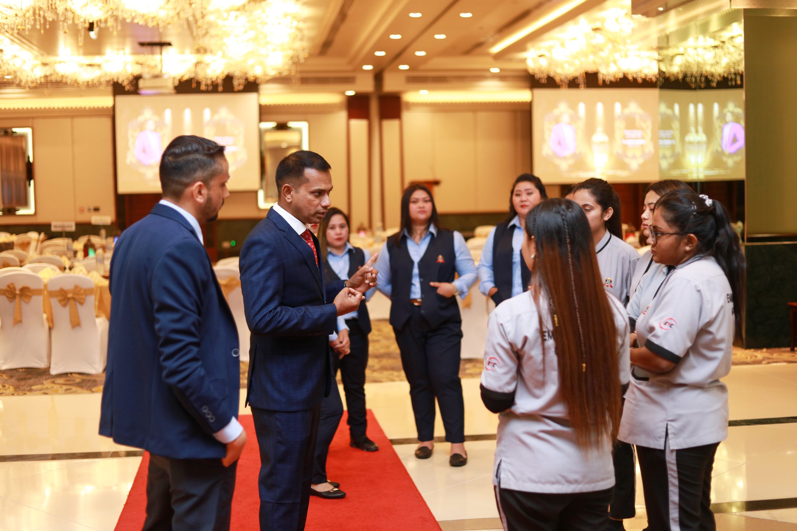 Photo Gallery - Top Star